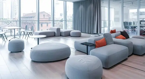 Raunak Maximum City - Highlights